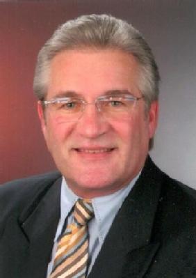 UWE-HUBERTUS-KNOEDLSEDER-7 - FraudsWatch