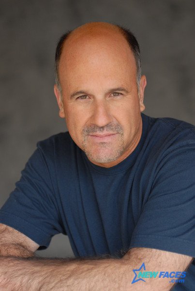 Romance Scammer: MODEL STEVE MALE » FraudsWatch.com