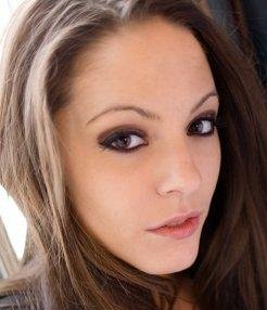 Natalie-Sparks-60 - FraudsWatch